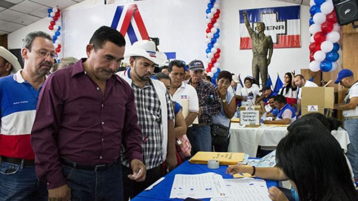 80,000 afiliados abandonaron el partido ARENA en los últimos cinco años